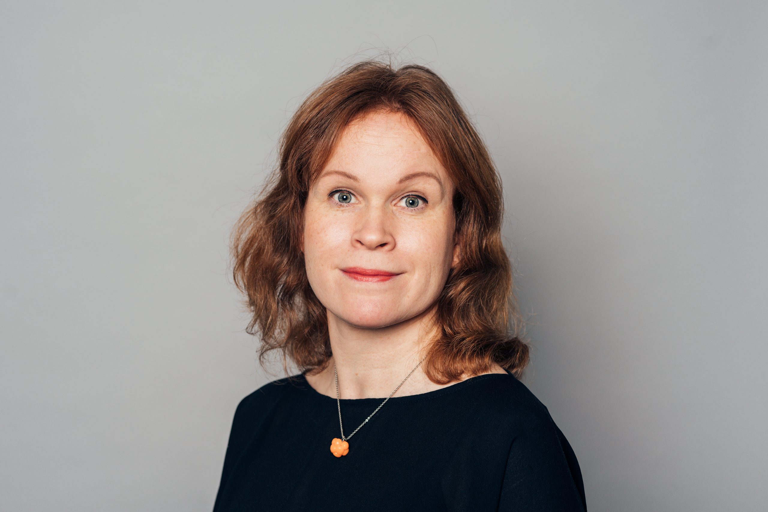 Elina Hakoniemi | Demos Helsinki